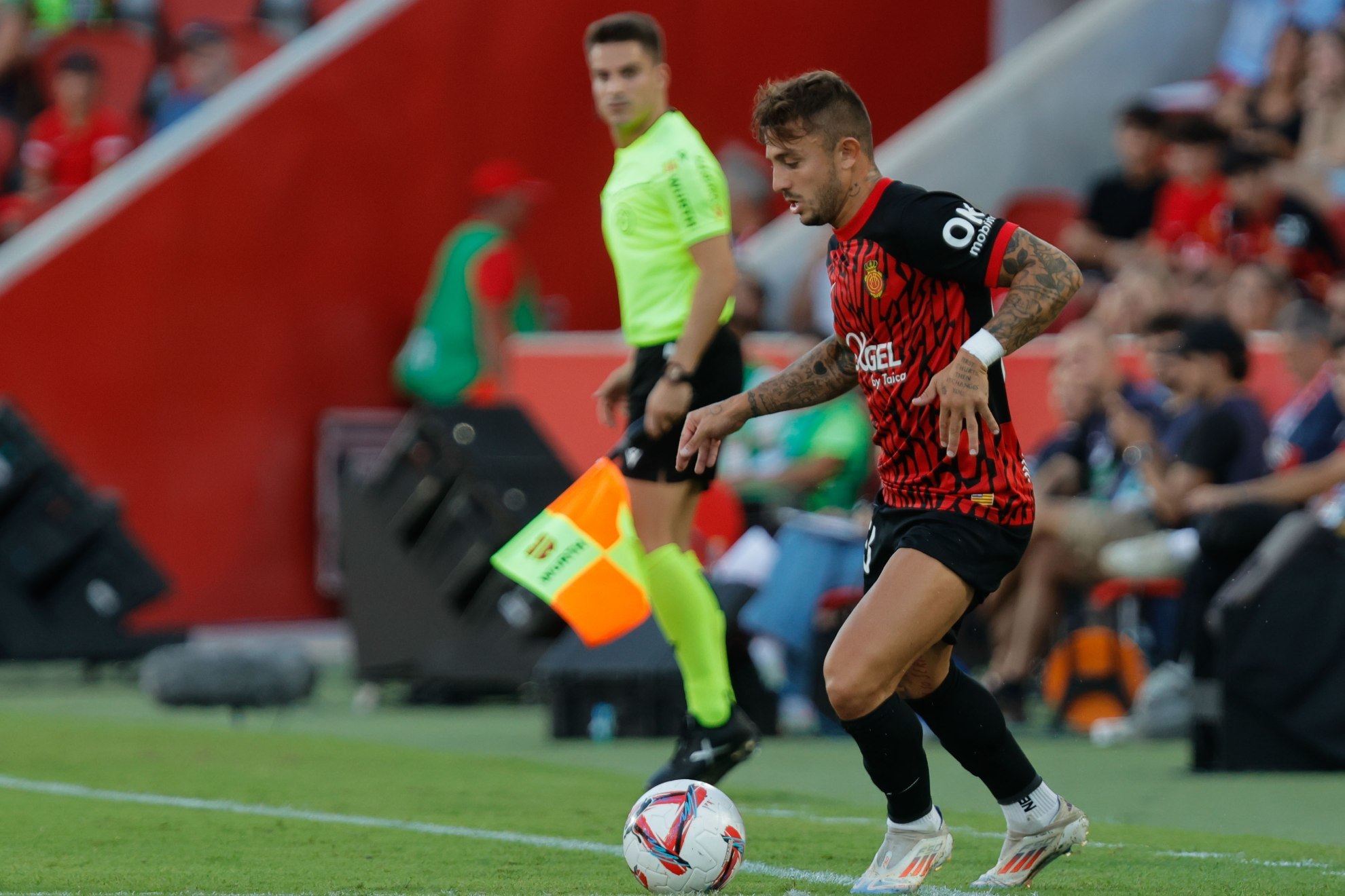 Pablo Maffeo, entre cuatro y seis semanas de baja