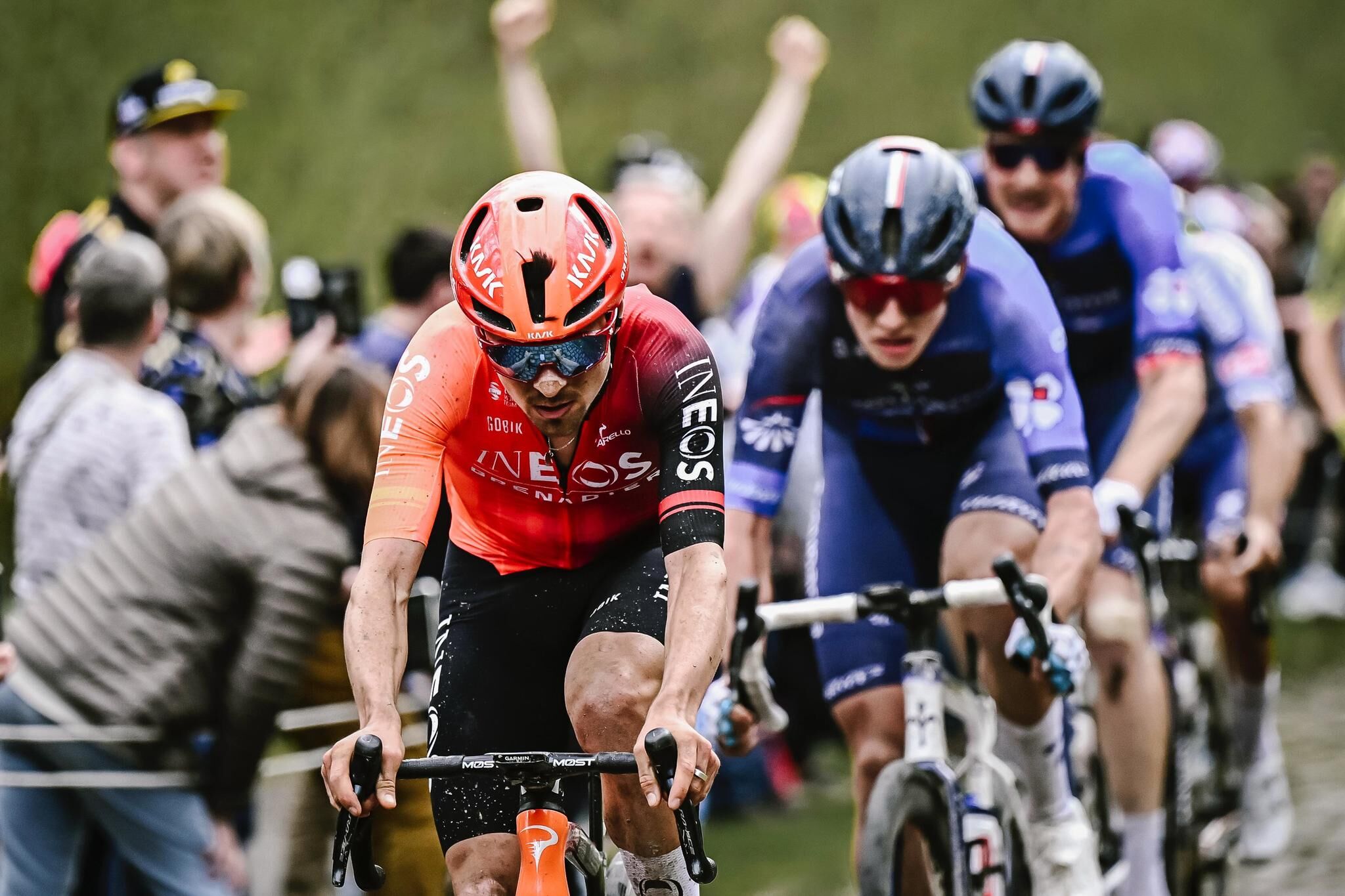 Por esto llaman el infierno a la París-Roubaix: así fue el espectacular ...
