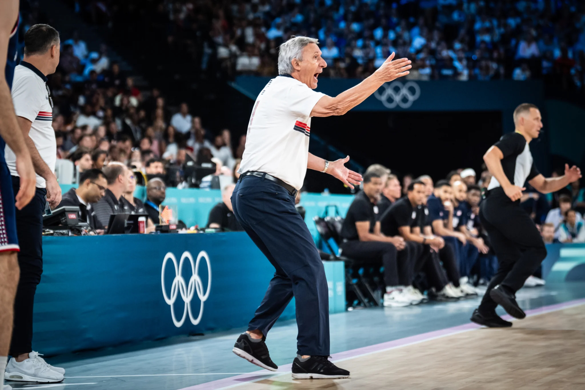 El legendario Svetislav Pesic deja la selección de Serbia a los 75 años ...