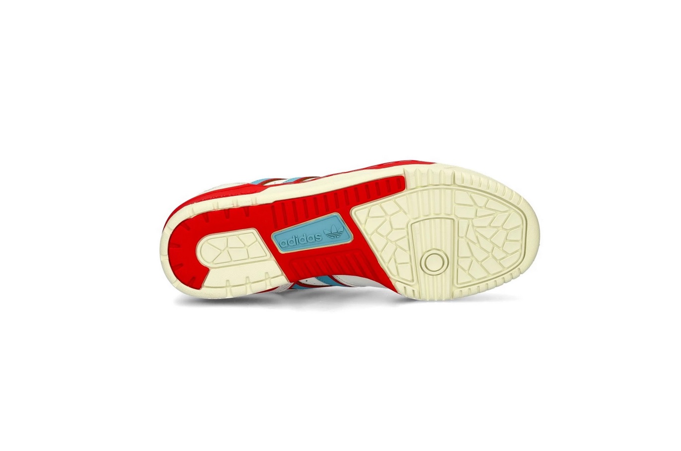 El homenaje de adidas a Epi y su legendario legado en el baloncesto | Marca