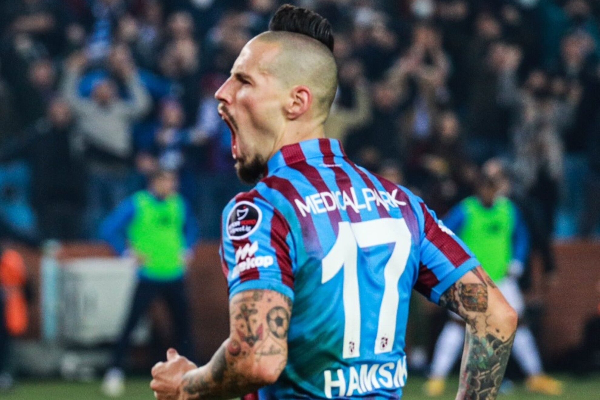 La nueva vida de Hamsik: de estrella mundial del fútbol a cuidar ...