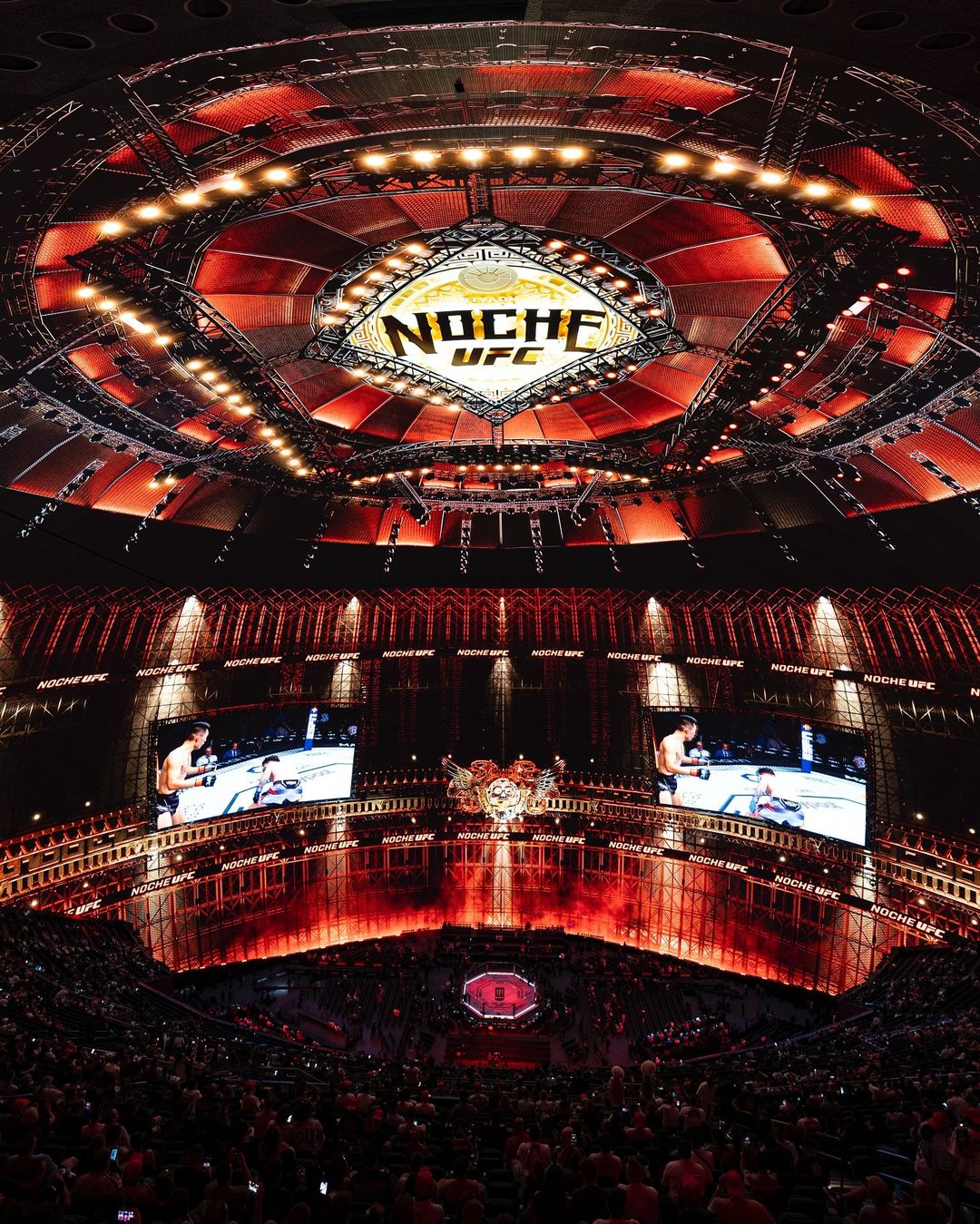 Parece irreal: las impresionantes imágenes de la Esfera en UFC 306