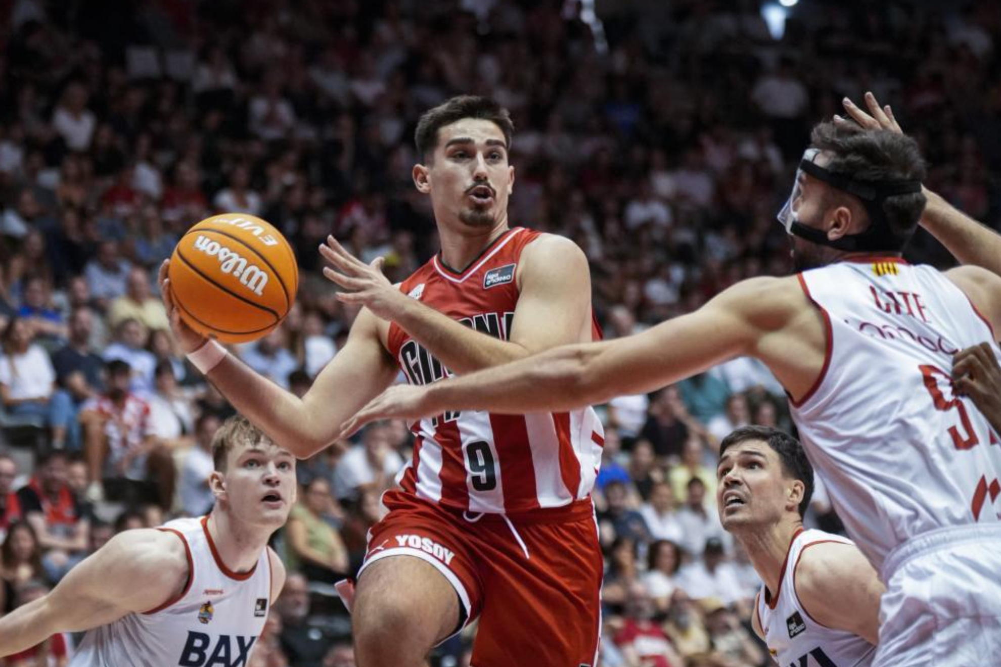 El Bàsquet Girona supera al Manresa y suma su primer triunfo del curso