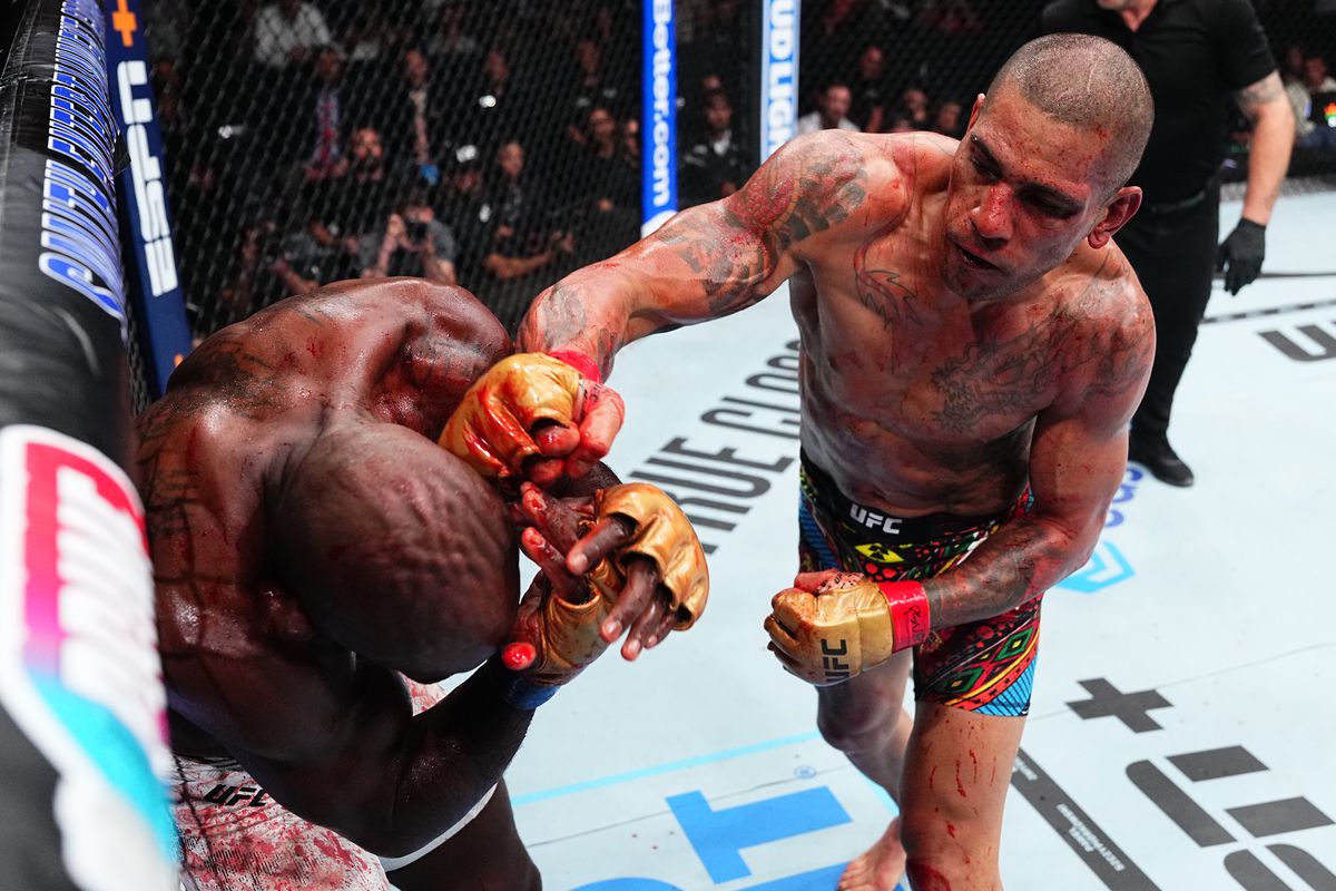 La triple corona: el último imposible de la UFC... que Alex Pereira buscará