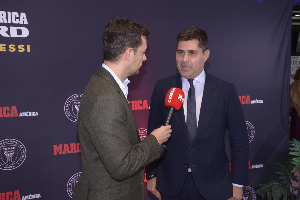 Messi recibe de MARCA el premio al jugador con más títulos de la ...