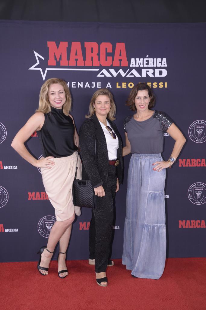 Messi recibe de MARCA el premio al jugador con más títulos de la ...