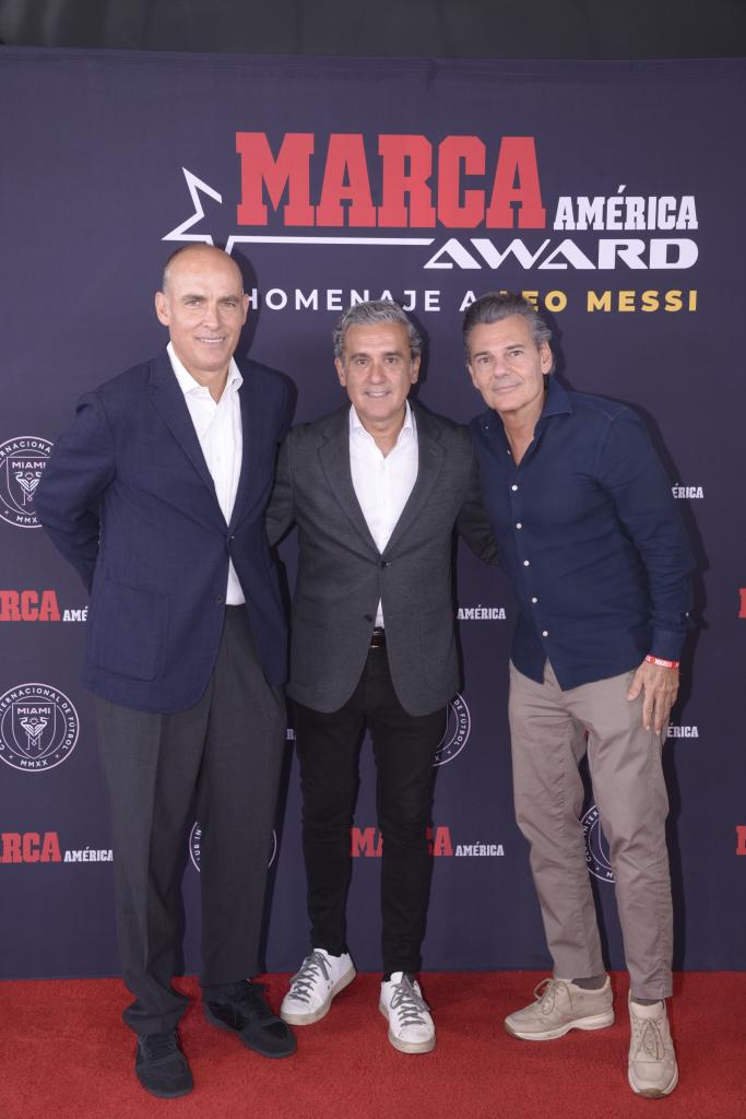 Messi recibe de MARCA el premio al jugador con más títulos de la ...