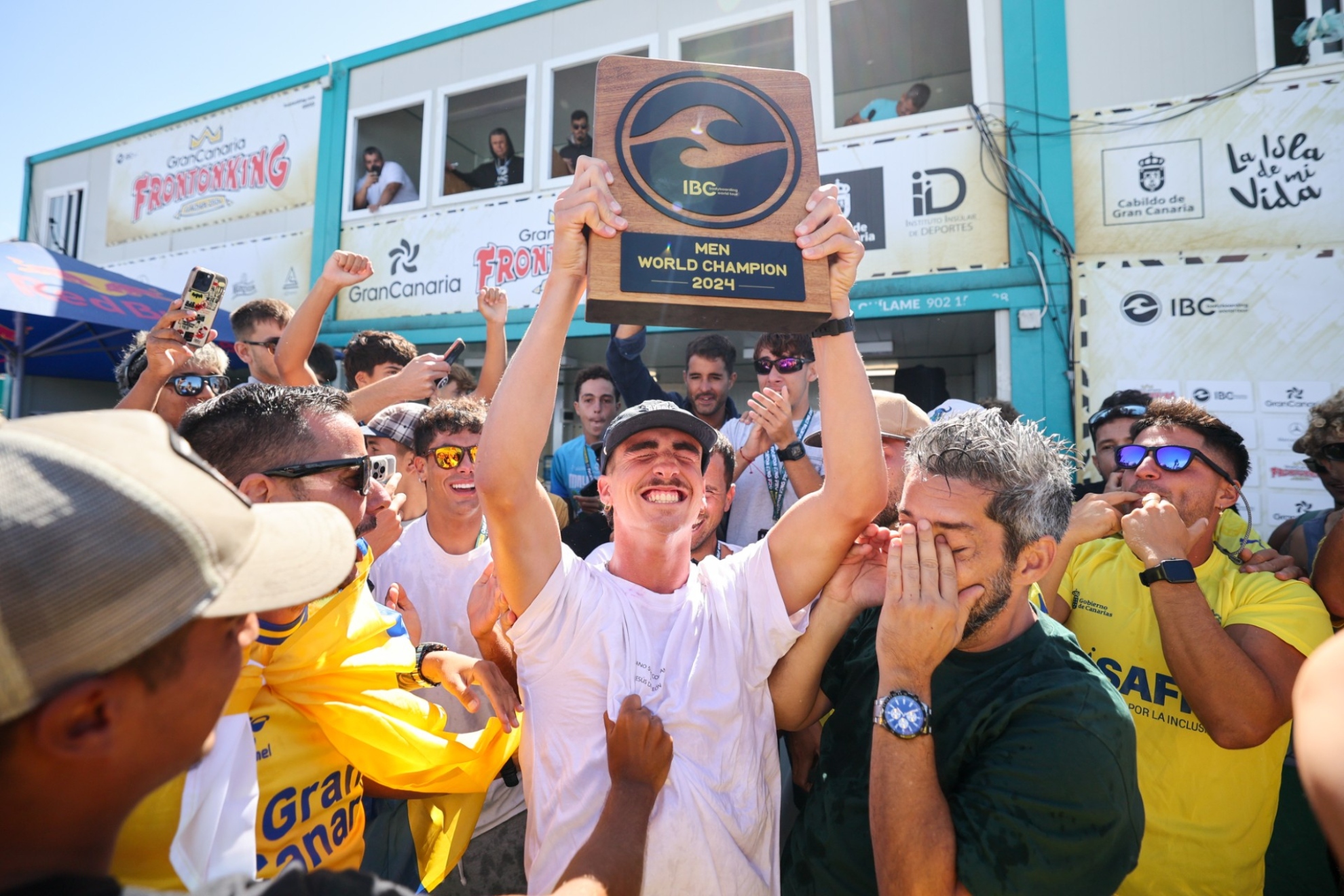 Armide Soliveres, campeón del mundo de bodyboard | Marca