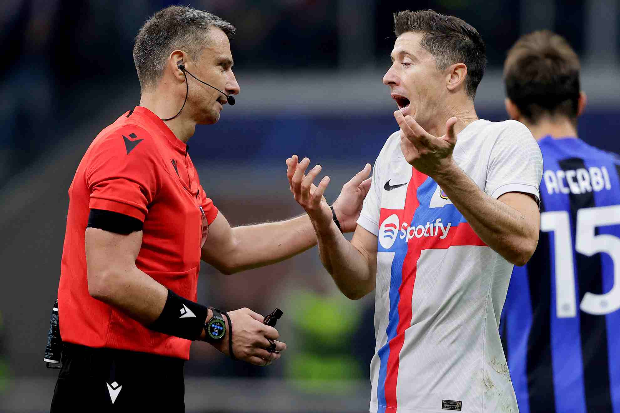 Slavko Vincic, así es el árbitro del Barcelona - Bayern de Múnich de la ...