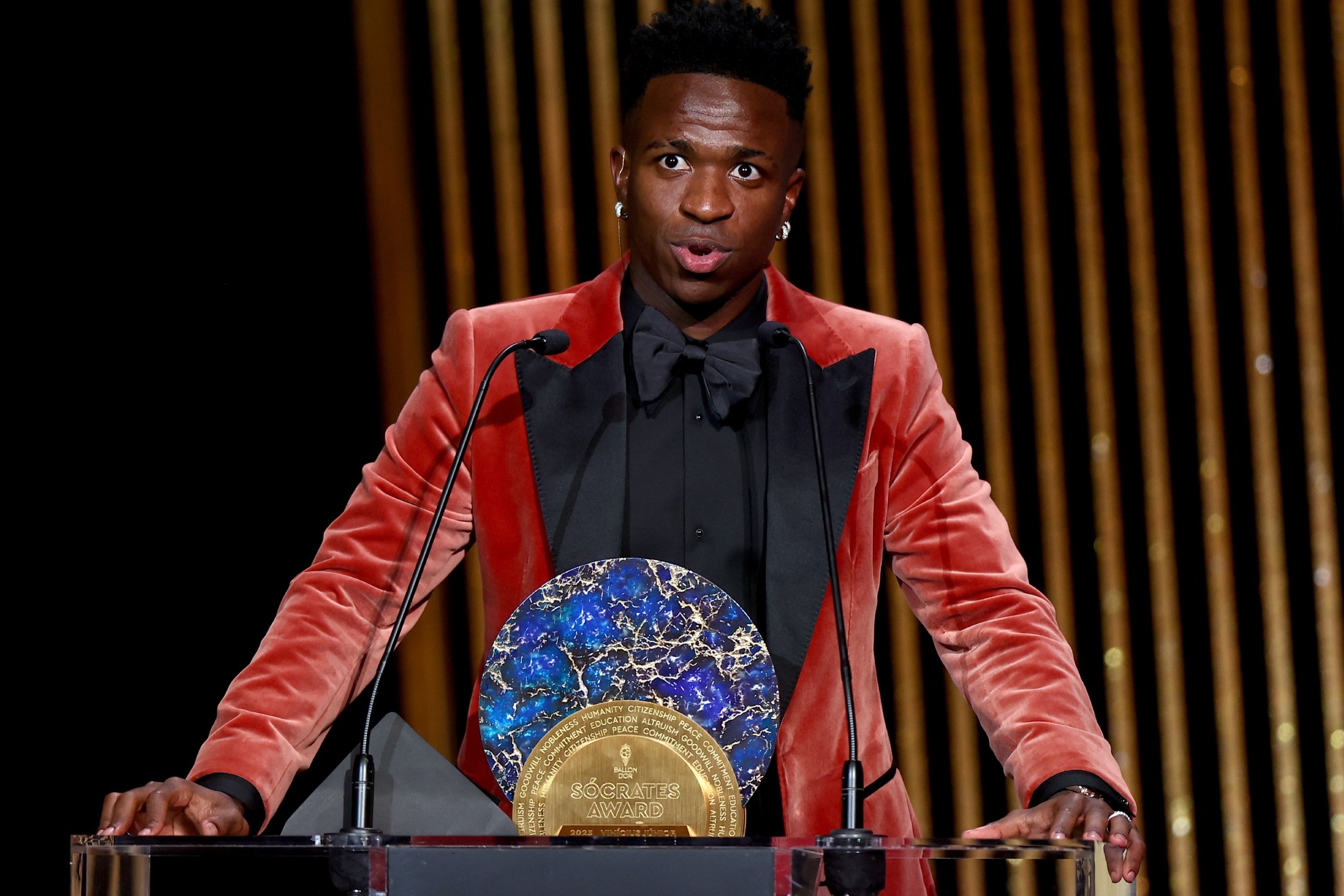 Invasión de oro del Real Madrid en París, con Vinicius de gran estrella ...