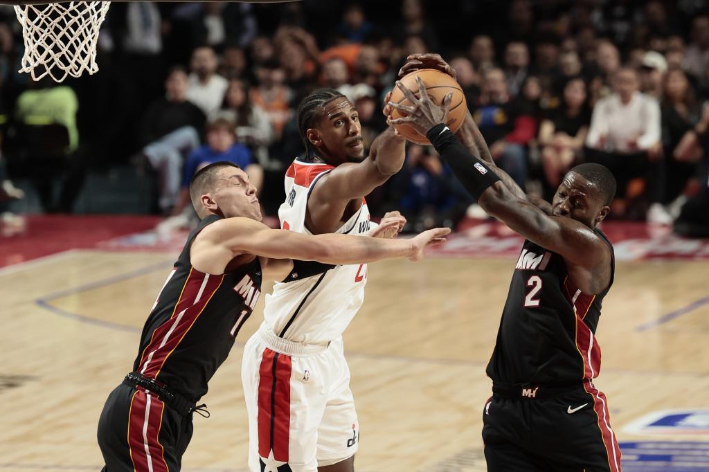 Seattle y Las Vegas para expandir la NBA y México en la recámara