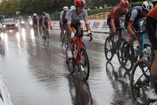 Héctor Álvarez sigue de dulce y gana la Philippe Gilbert Juniors | Marca