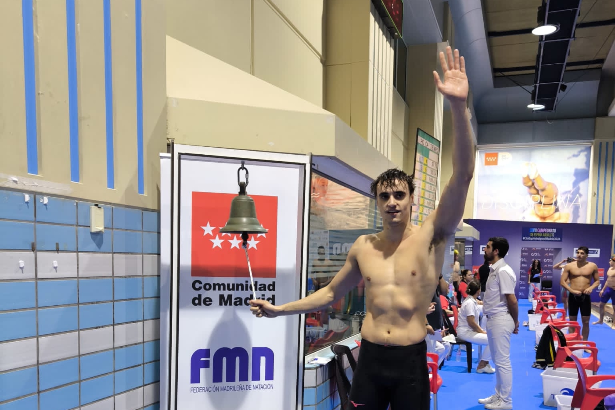 Carles Coll bate por dos veces el récord de España de los 100 braza