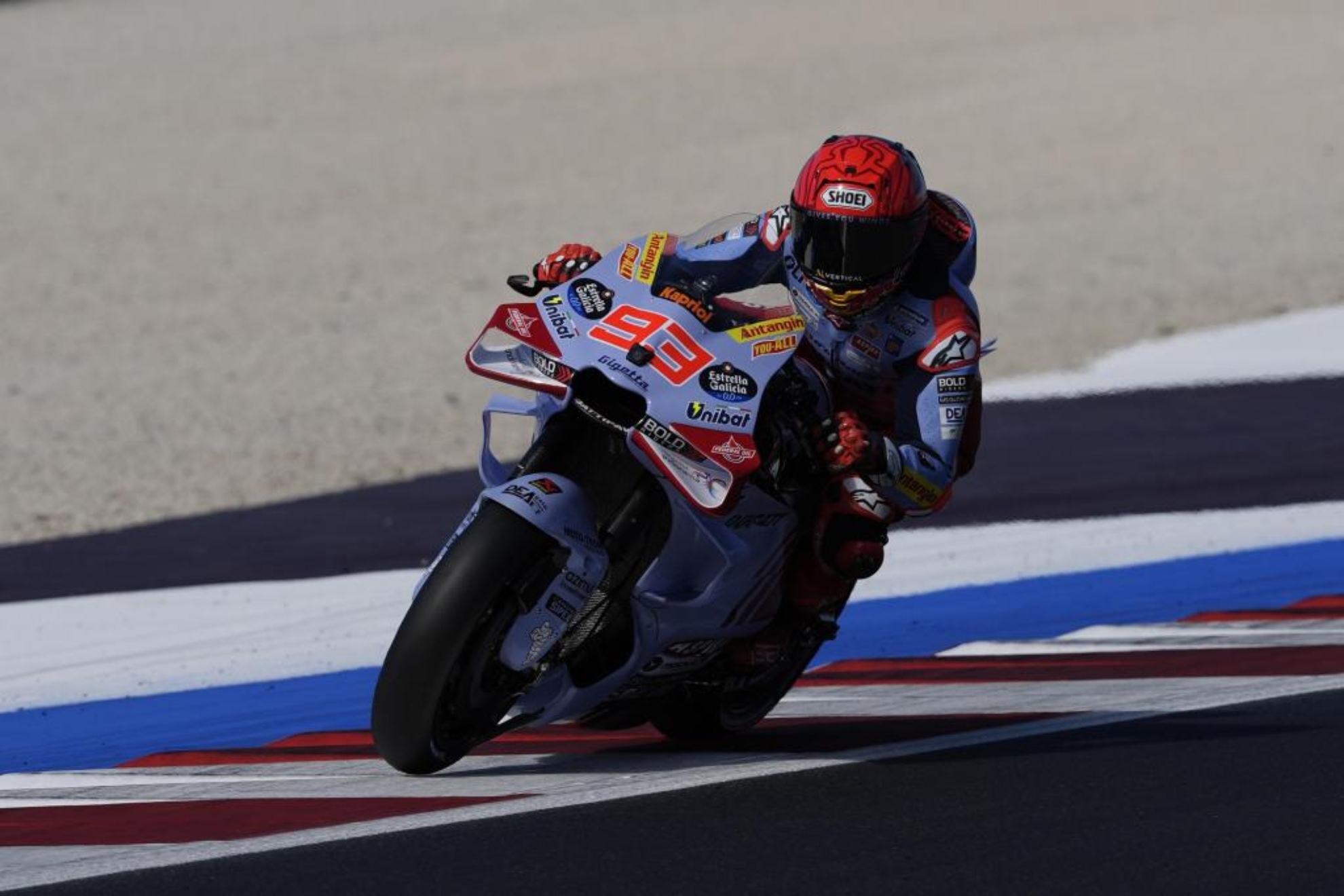 Marc Márquez manda con confianza en el reinicio en Misano