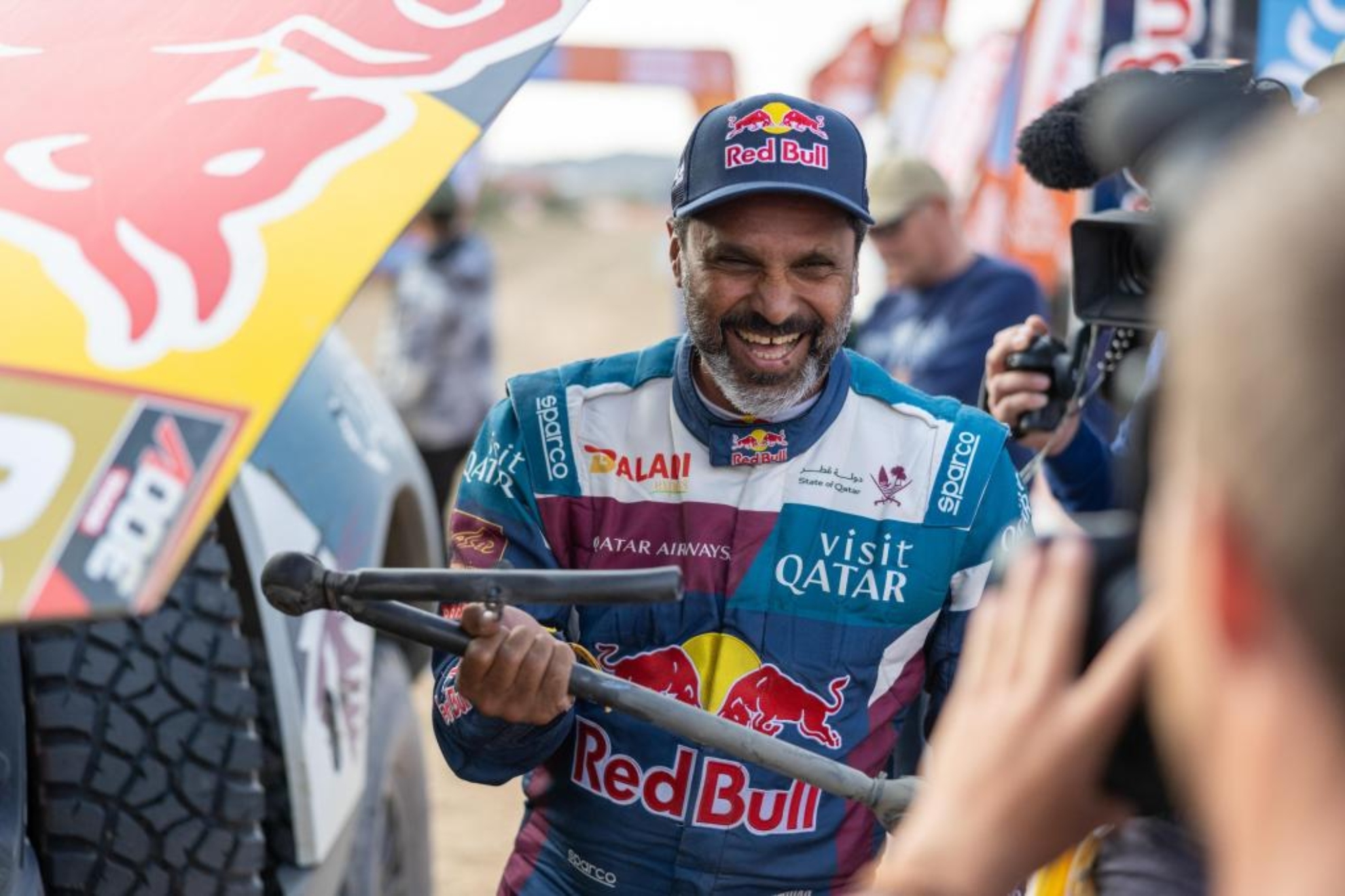 Al-Attiyah estalla: "Tengo que saber por qué todo le pasa a un coche y ...