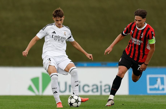 Diego Aguado, un central que encaja a la perfección en el fútbol total ...