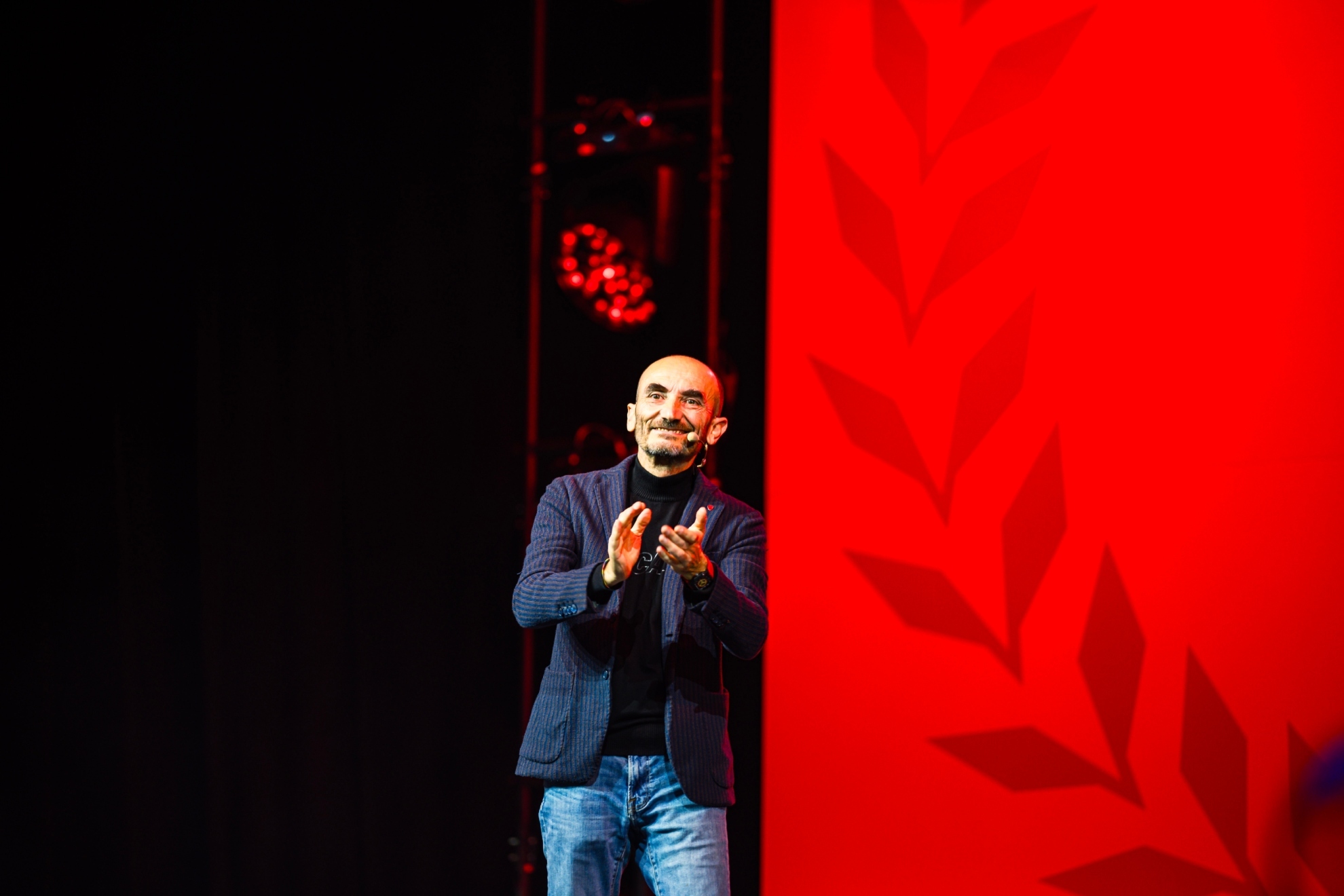 "Le puse como objetivo ganar todas las carreras y no lo consiguió"