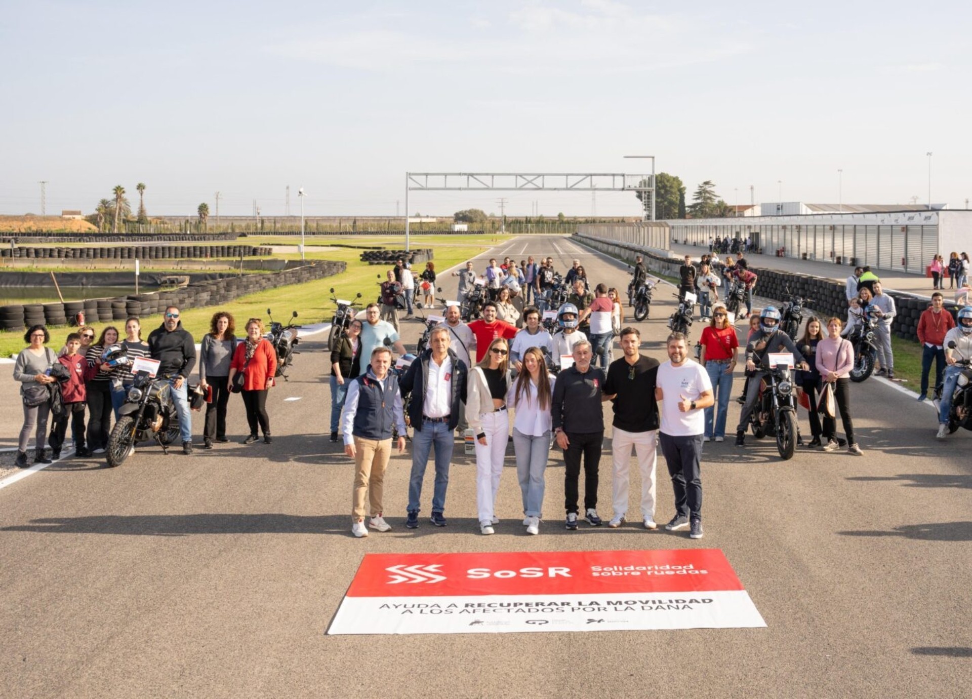 Solidaridad sobre ruedas: el motor español con Valencia