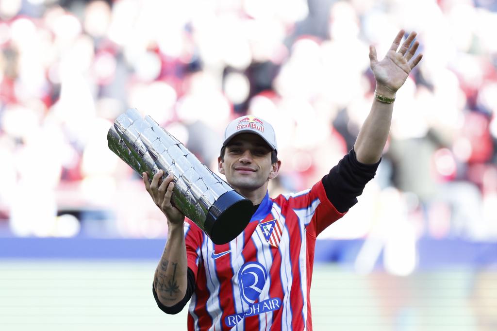 Jorge Martín, con el 1... en la camiseta del Atlético | Marca