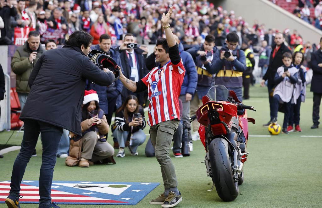 Jorge Martín, con el 1... en la camiseta del Atlético