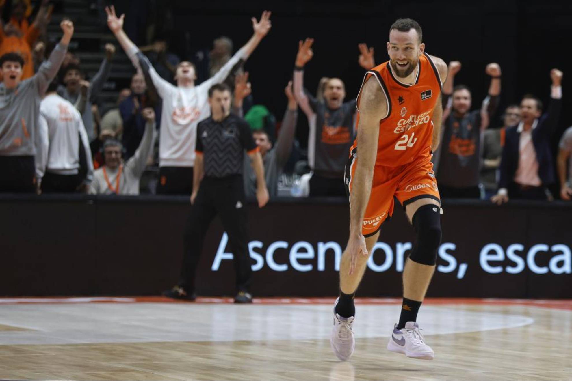 El Valencia Basket, un líder que sí resiste al Real Madrid