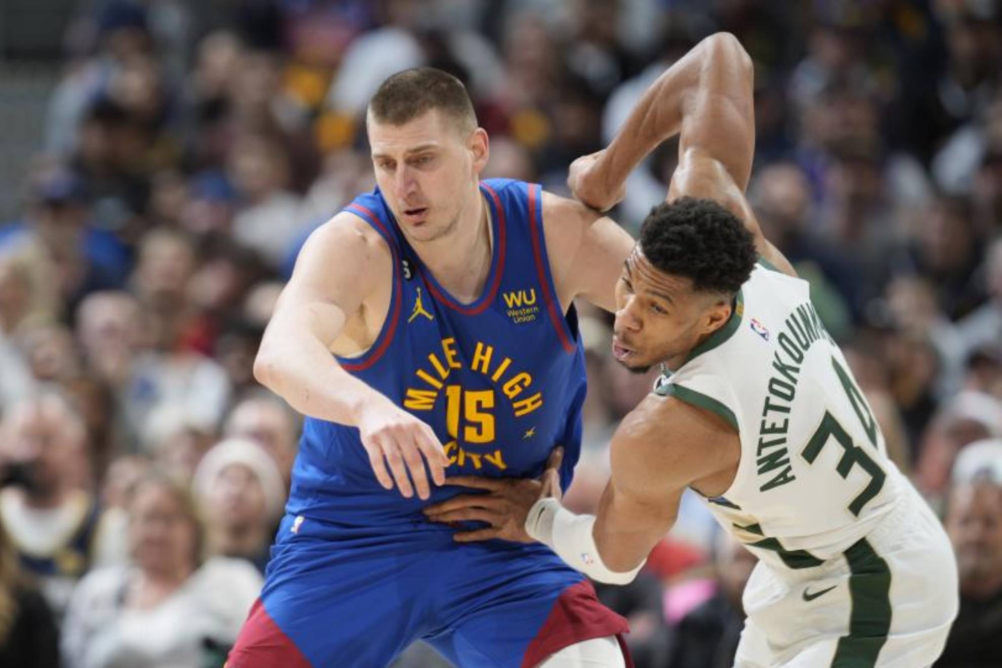 Antetokounmpo y Jokic lideran el primer recuento para el All Star