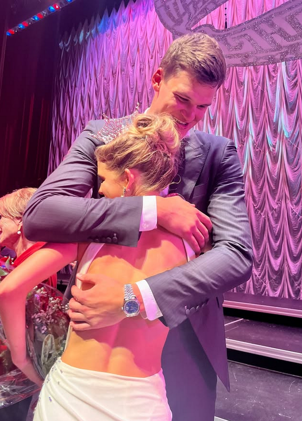 La nueva Miss América es la novia de un gigante de la NBA: casi medio ...