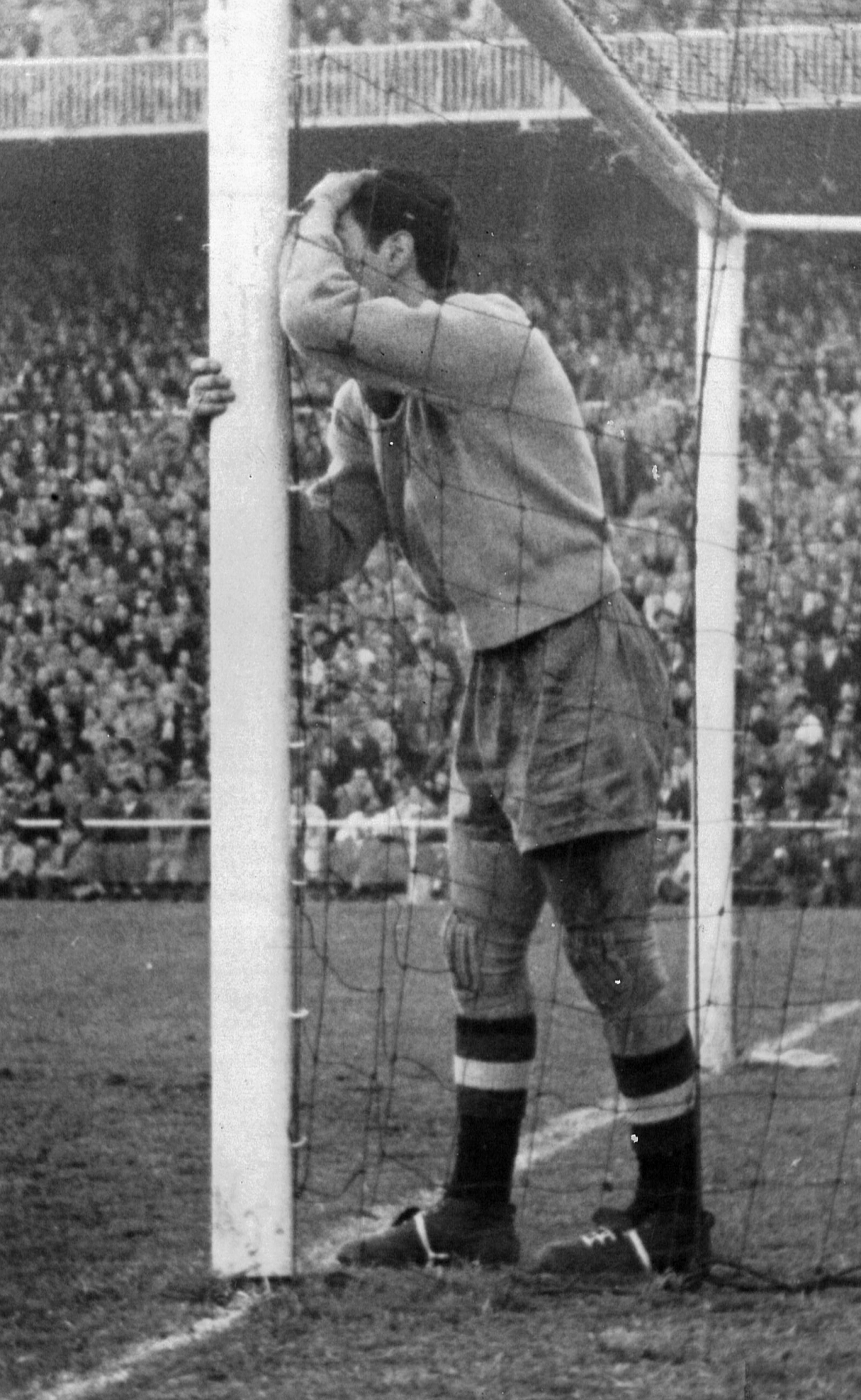 El Benfica - Barcelona y los postes cuadrados: las pifias que cambiaron ...