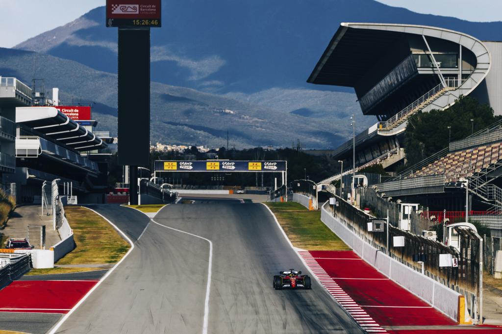 ¡Accidente de Hamilton en Barcelona!