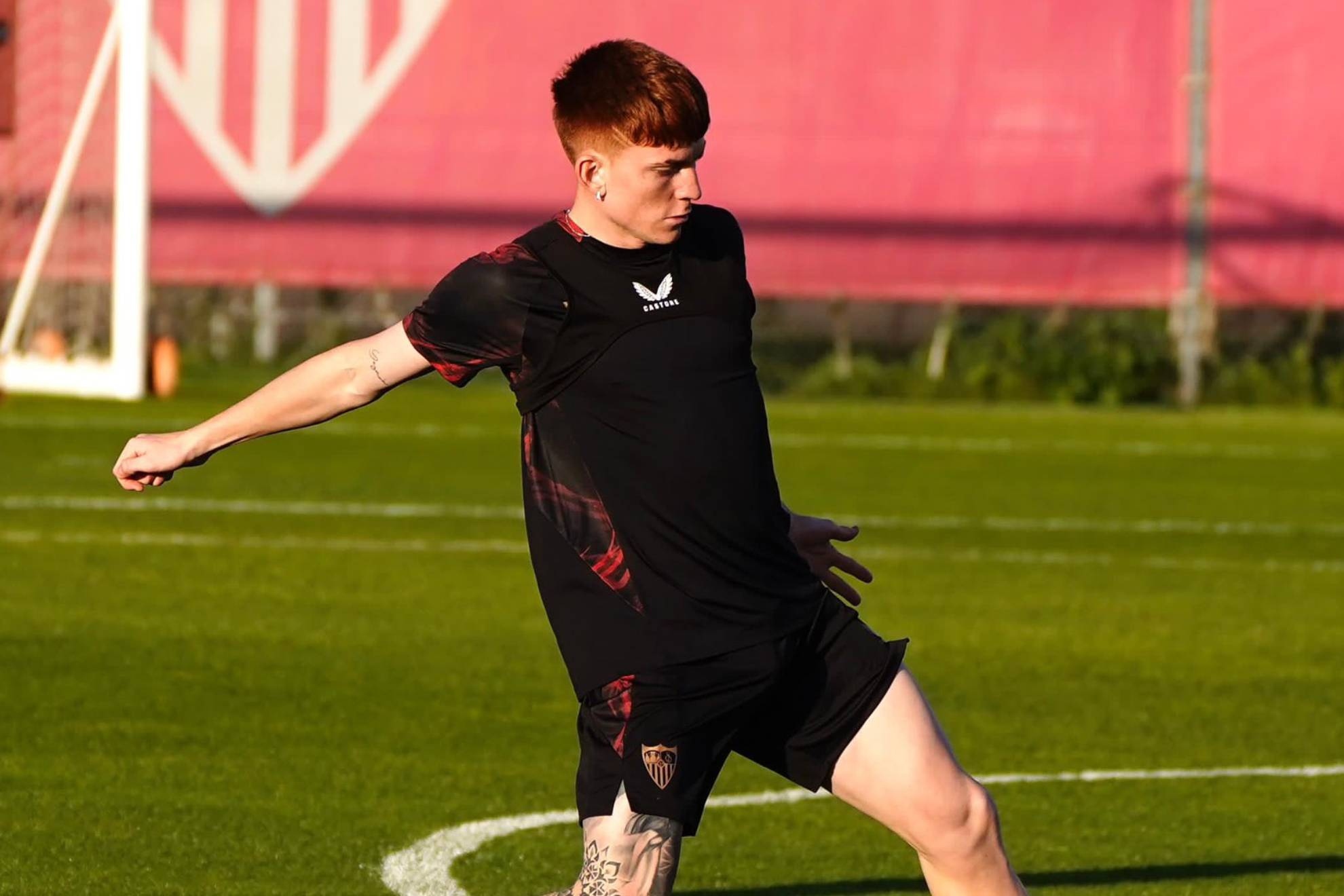 El Estrasburgo hace oficial el fichaje de Valentín Barco