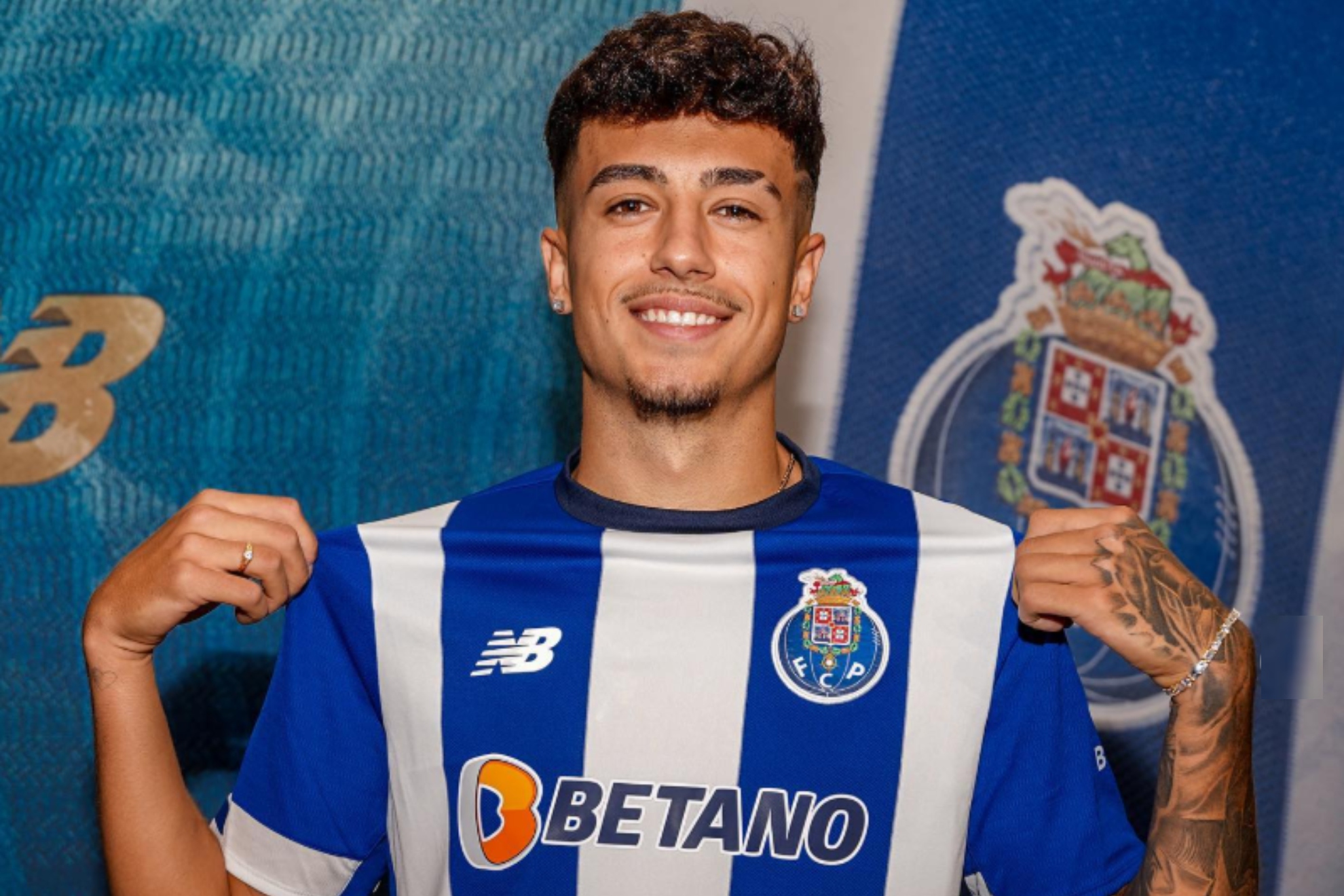 El Valencia pide la cesión de Iván Jaime al Oporto | Marca