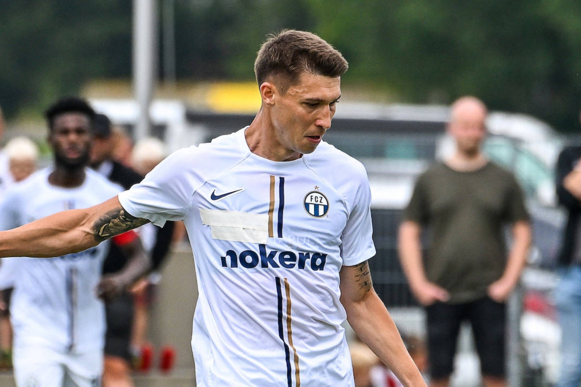 Tosic apuntala la banda del Dépor | Marca