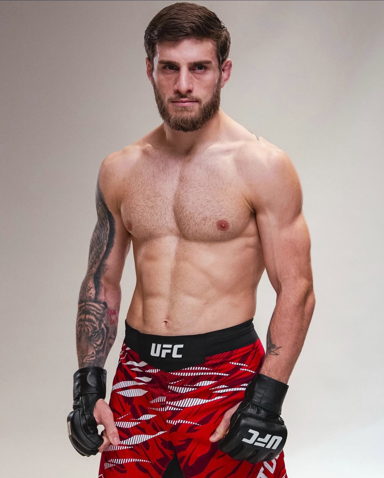 La hora de Aleksandre Topuria: "No voy a decir que es mejor que Ilia ...