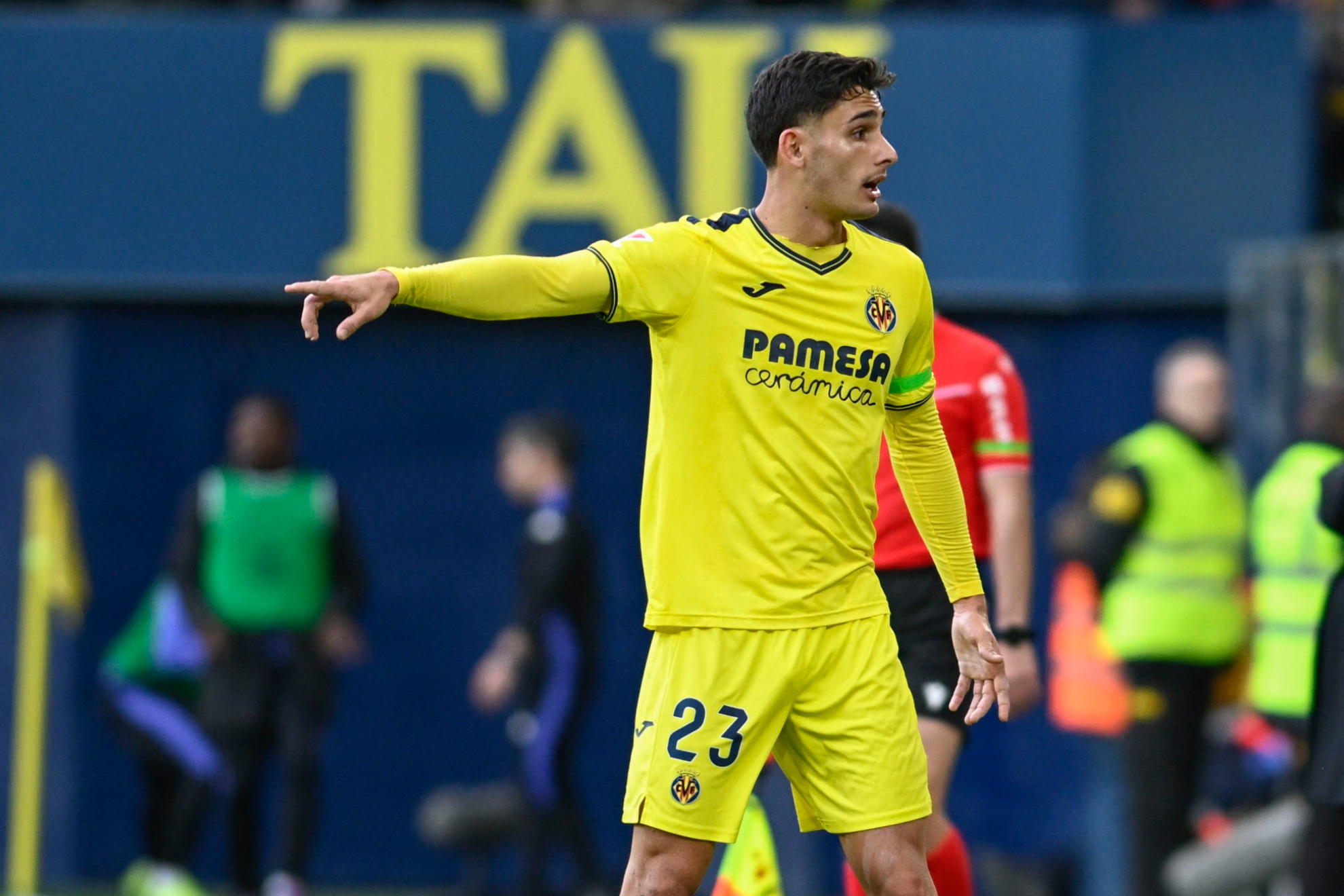 Cardona se destapa como asistente en el Villarreal
