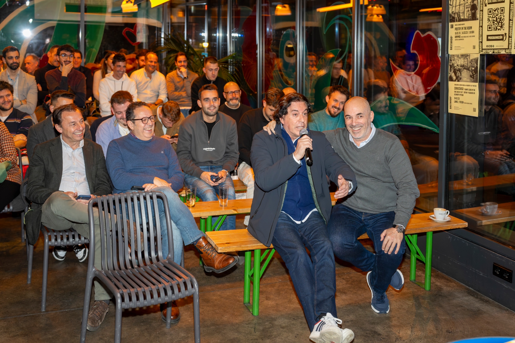 Libro Nacho Labarga Los campeones que han hecho grande al Real Madrid ...