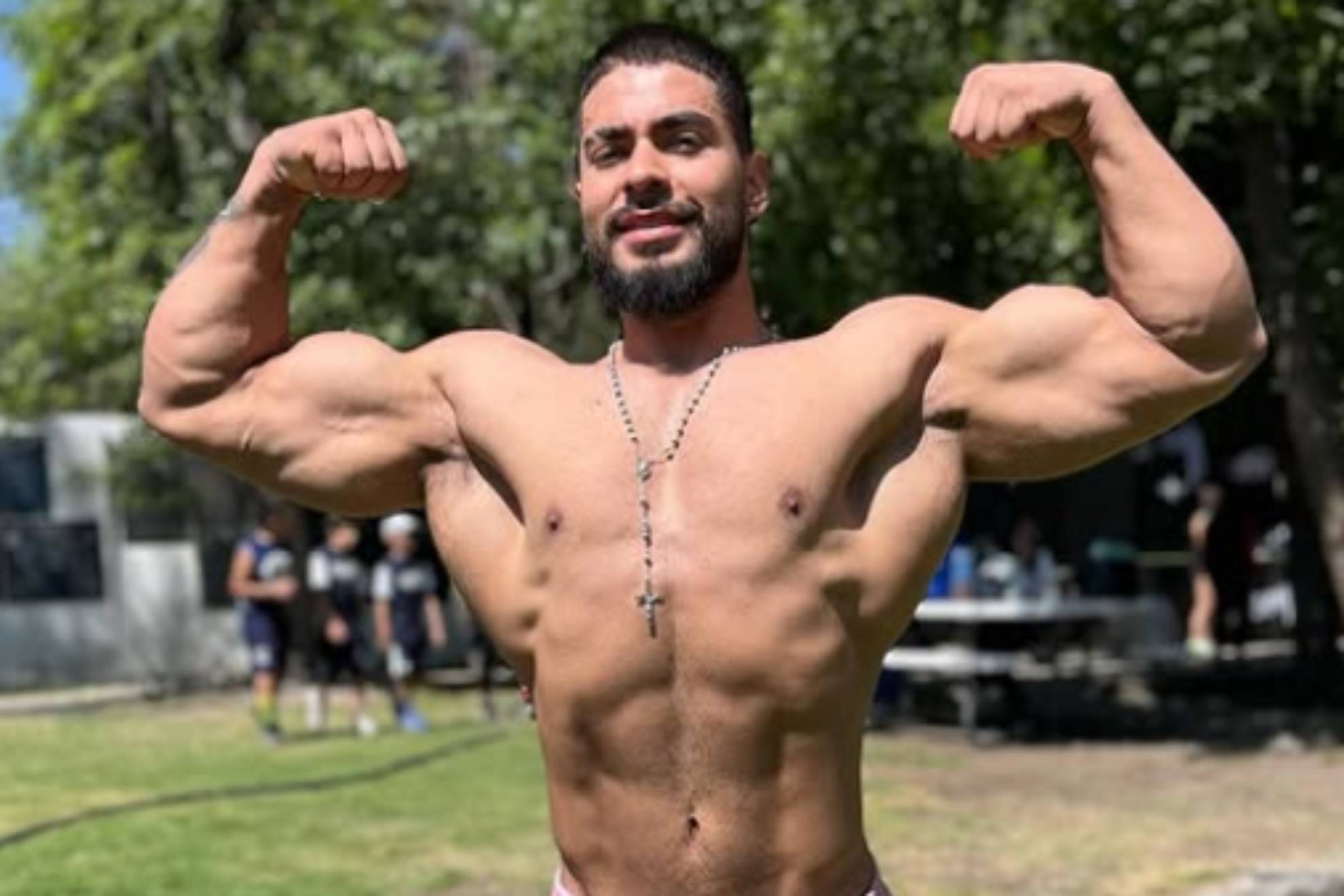 Encuentran muerto a un campeón de culturismo en los baños de un bar