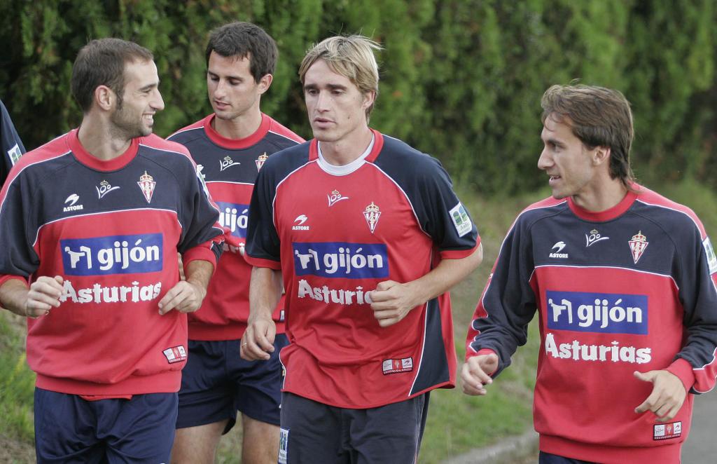 La carrera de Javier Dorado, en imágenes: con Casillas, Eto'o, Villa...