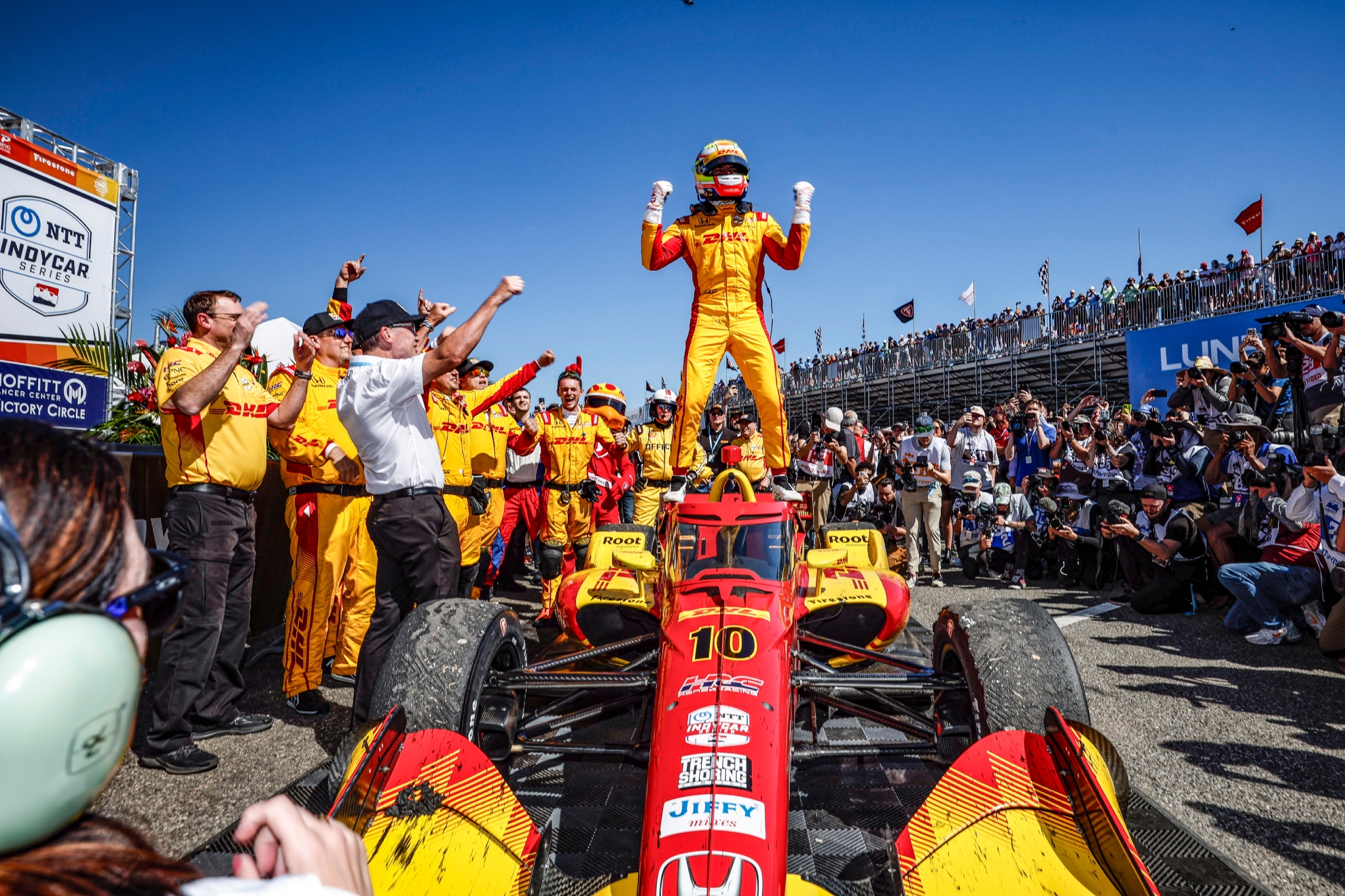 Álex Palou agranda su leyenda: gana en St. Pete y es líder de la IndyCar