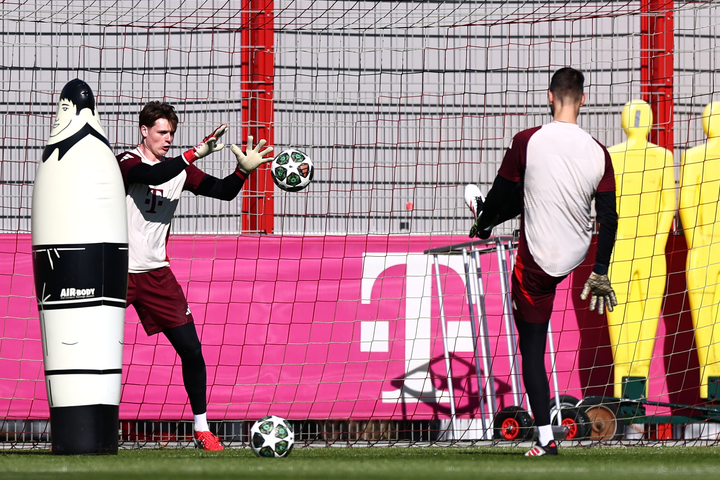 Jonas Urbig: de suplente en Segunda a portero titular del Bayern | Marca