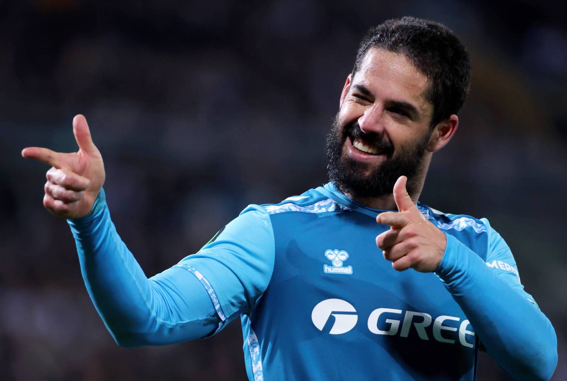 Isco: "Ojalá pueda seguir a este nivel y escribir mi historia en el Betis"