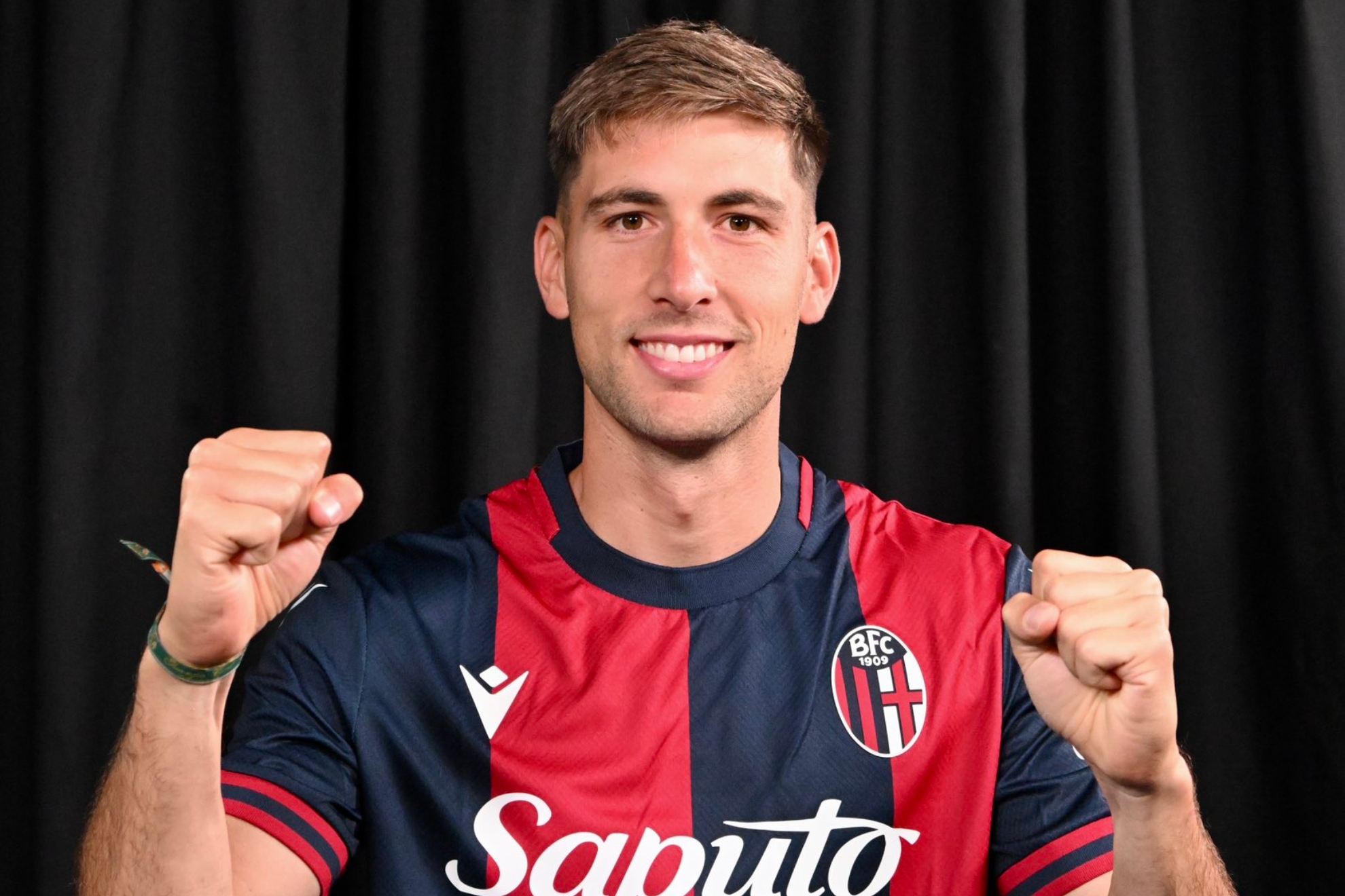 Juan Miranda es de Champions: el ex del Betis 'alza el vuelo' en Bolonia