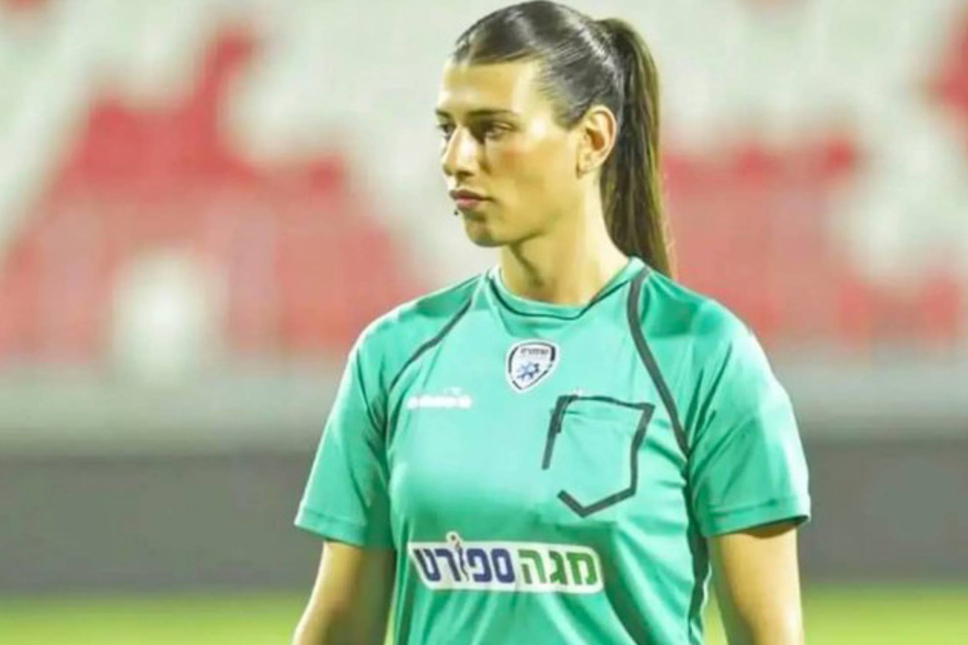 Historia del fútbol: primera vez que una árbitra trans pita un partido ...