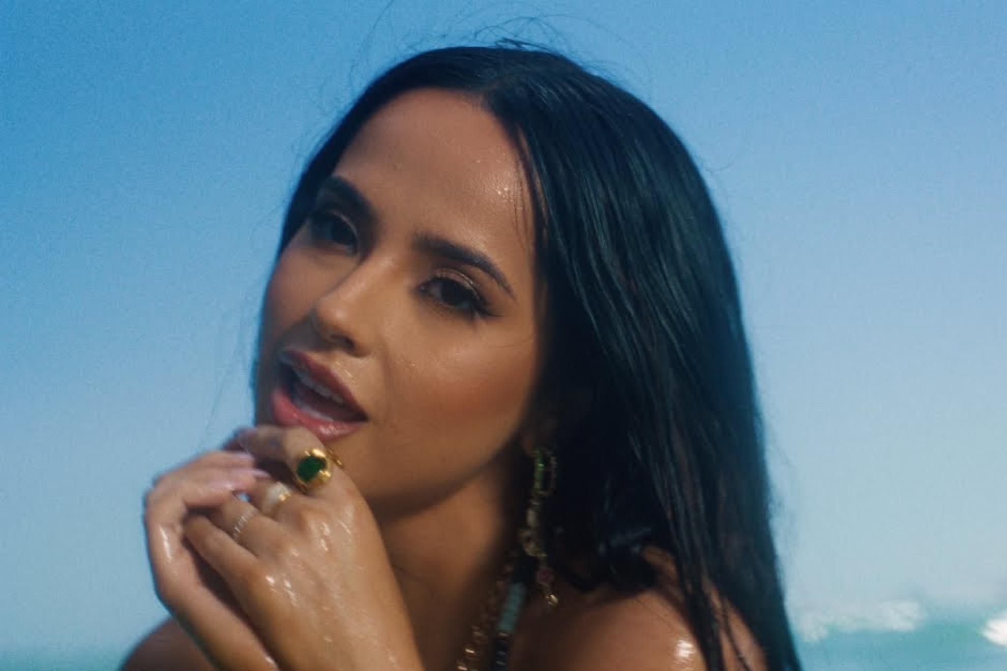 Becky G muestra su brutal cambio: "¿Quién es ésta? Ha ido de Becky niña a Becky mujer"