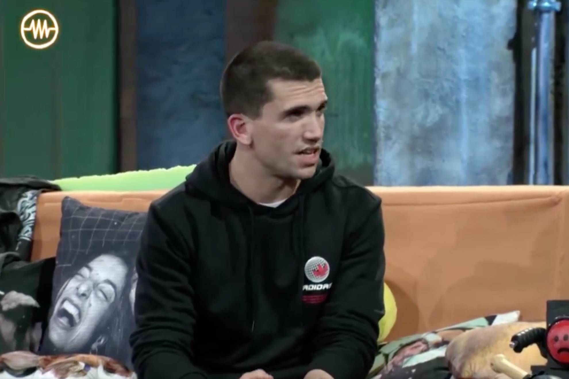 Jaime Lorente, ante la pregunta del sexo en 'La Resistencia': "Hay gente que es muy pajera"