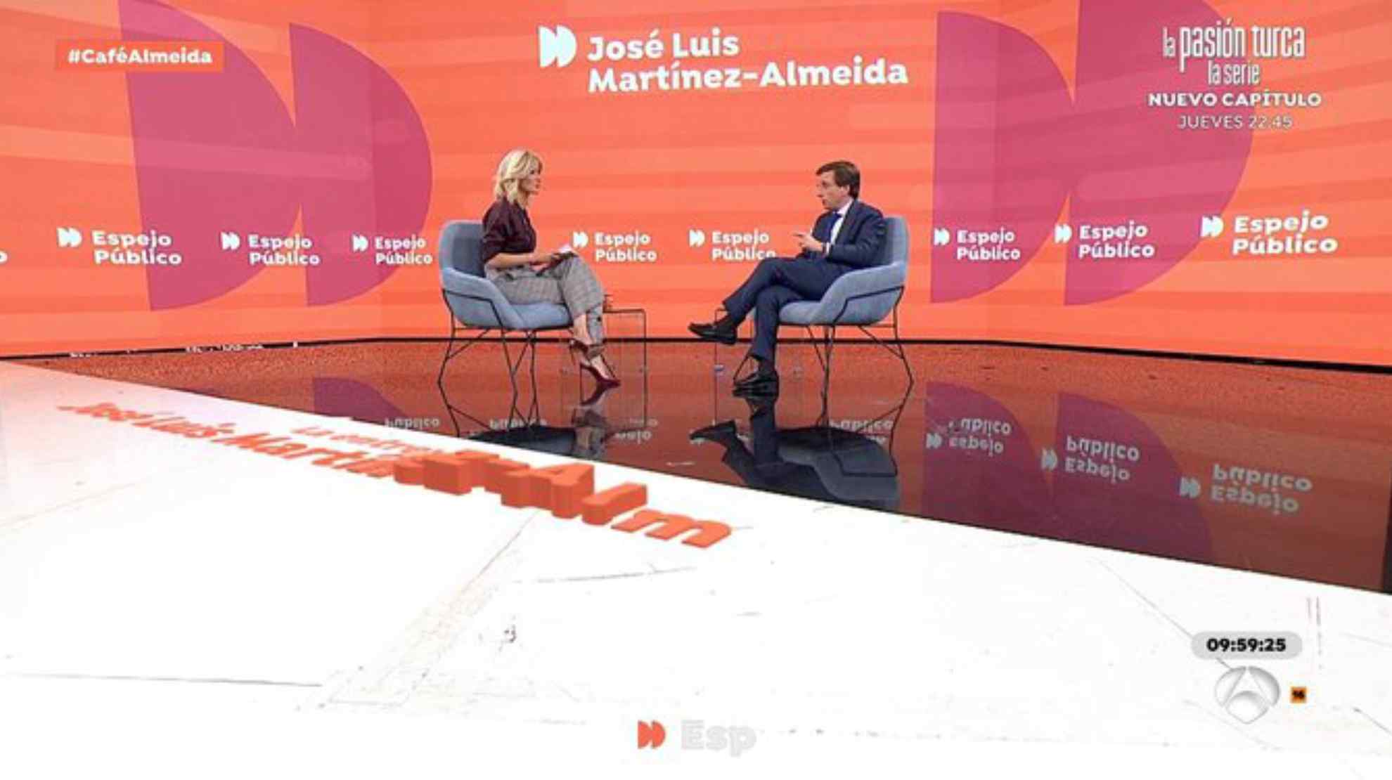 Martínez-Almeida: "Cuando estás soltero es muy difícil decir que te vas ...