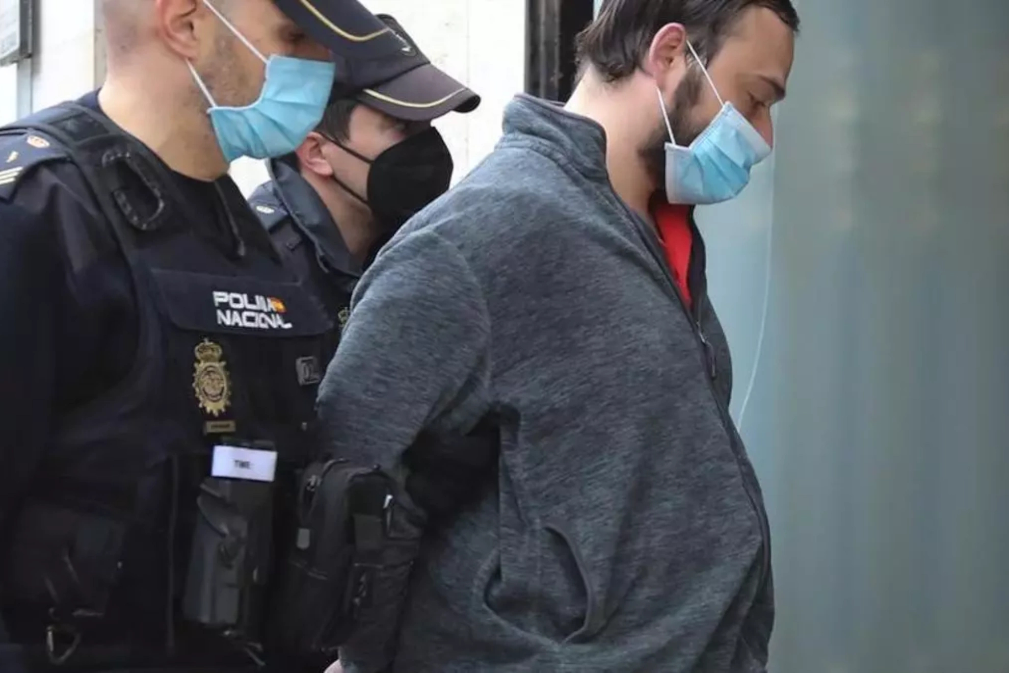 El Rambo de Requena consigue aplazar su juicio tras atacar a mordiscos ...