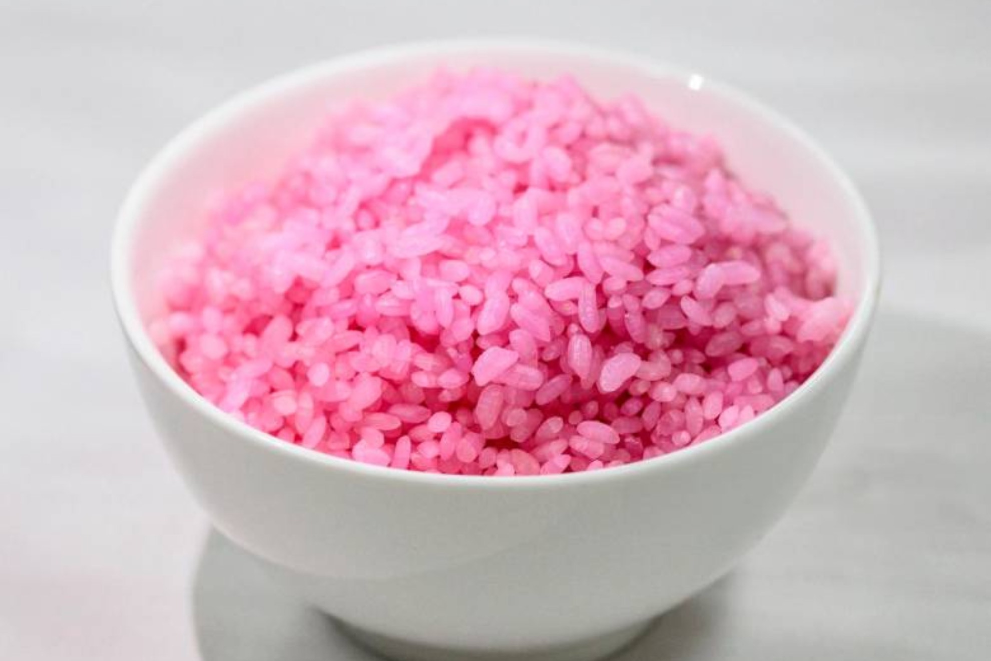 Un arroz rosa, el nuevo superalimento creado con células madre de la carne