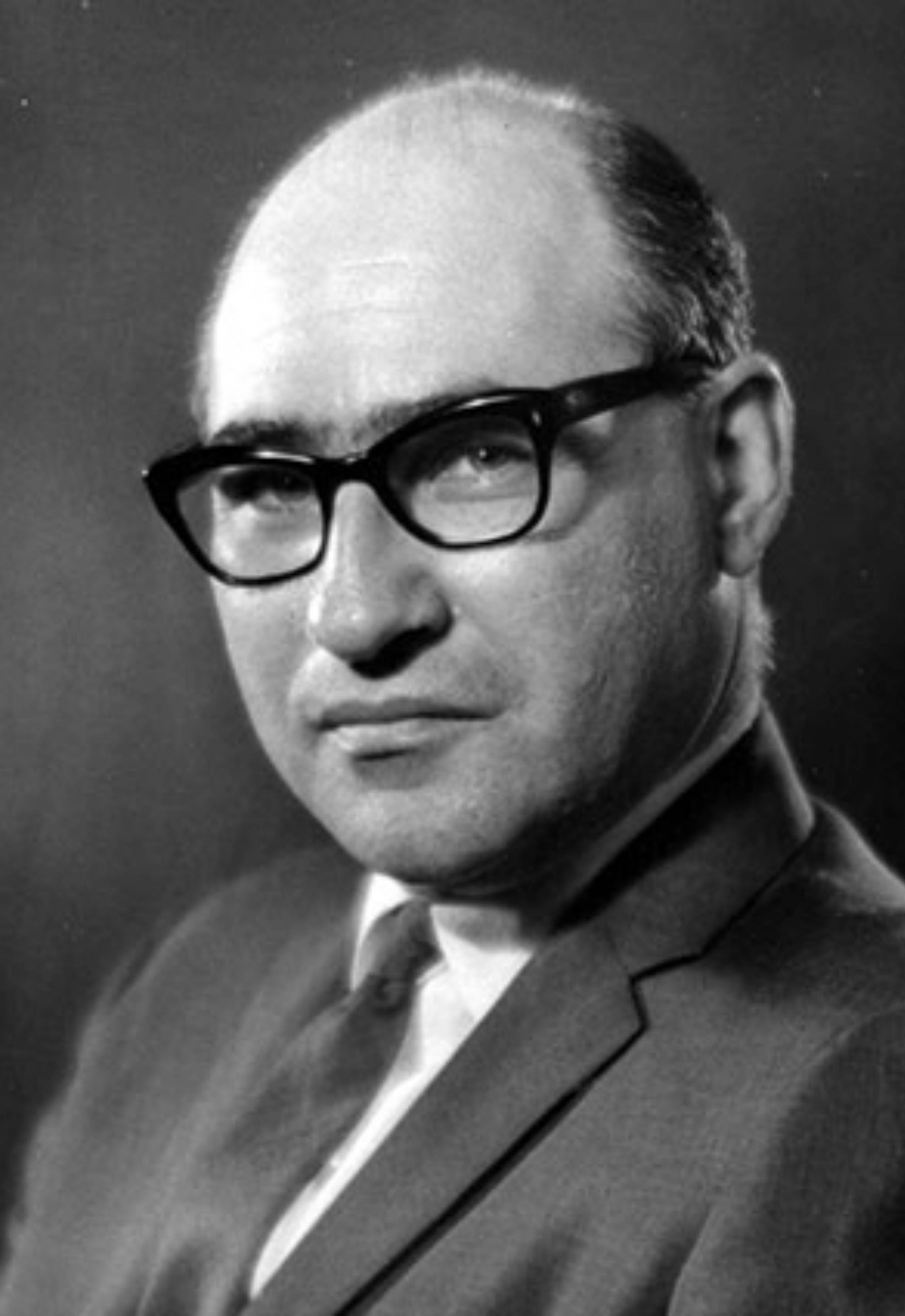 La Esfera publica en España la obra de referencia de George L. Mosse ...