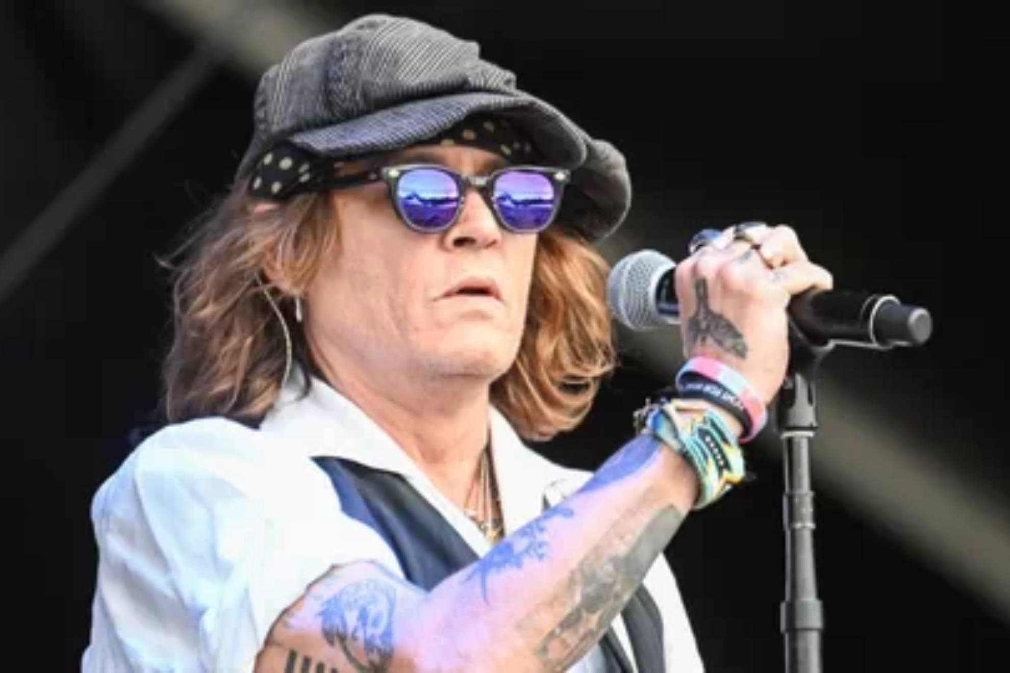 Así fue la llegada de Johnny Depp en una tienda de antigüedades: en ...