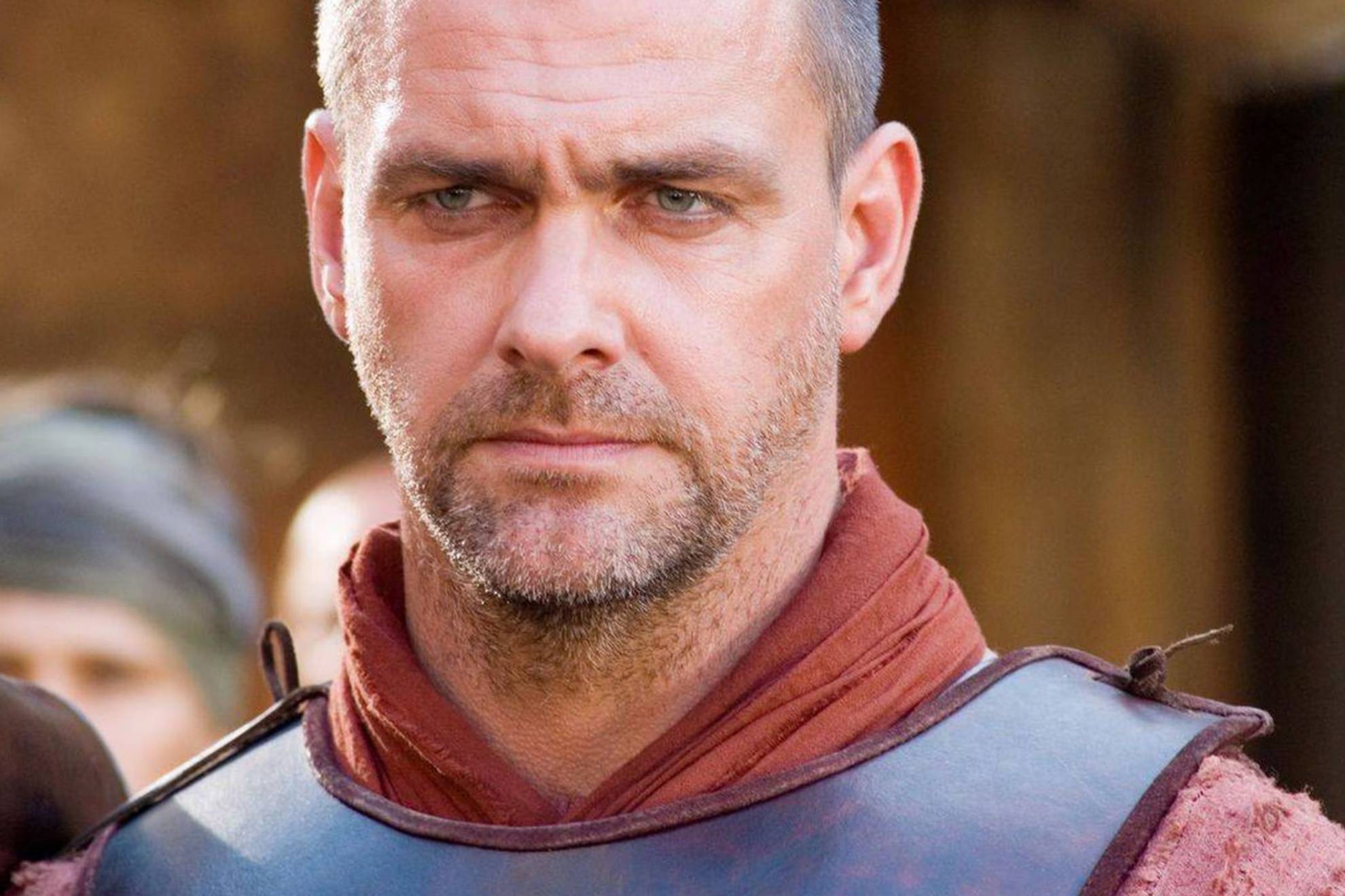 Muere el actor Ray Stevenson con 58 años, el inolvidable Tito Pullo en ...